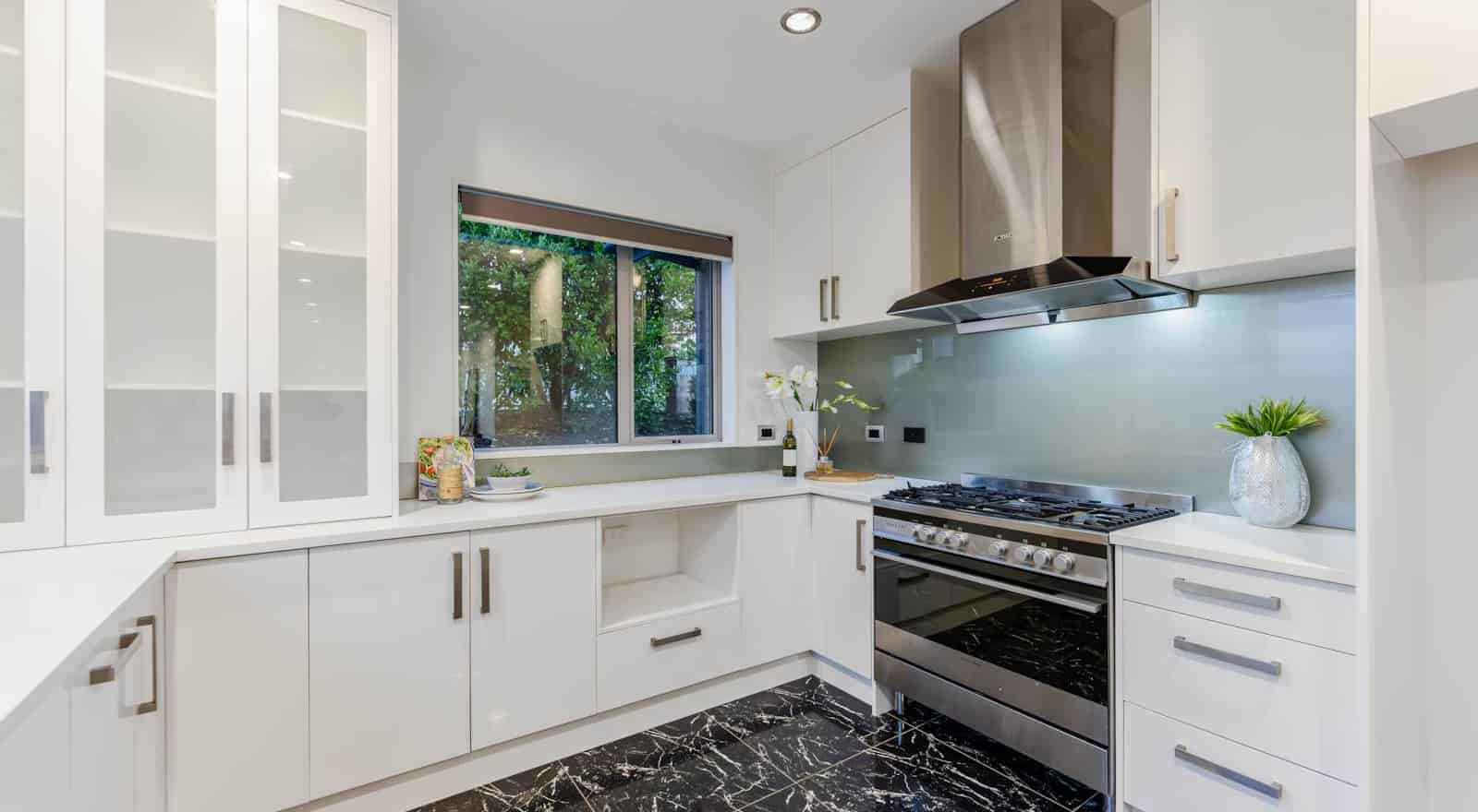 117 Sturges Road, Henderson, Waitakere City - For Sale - realestate.co.nz