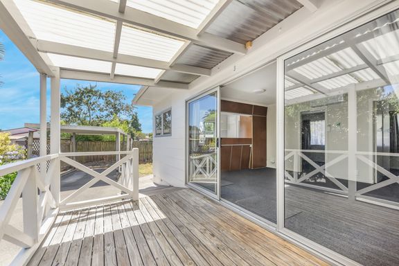 Sold - 3/37 Polstead Road, Stoke - realestate.co.nz