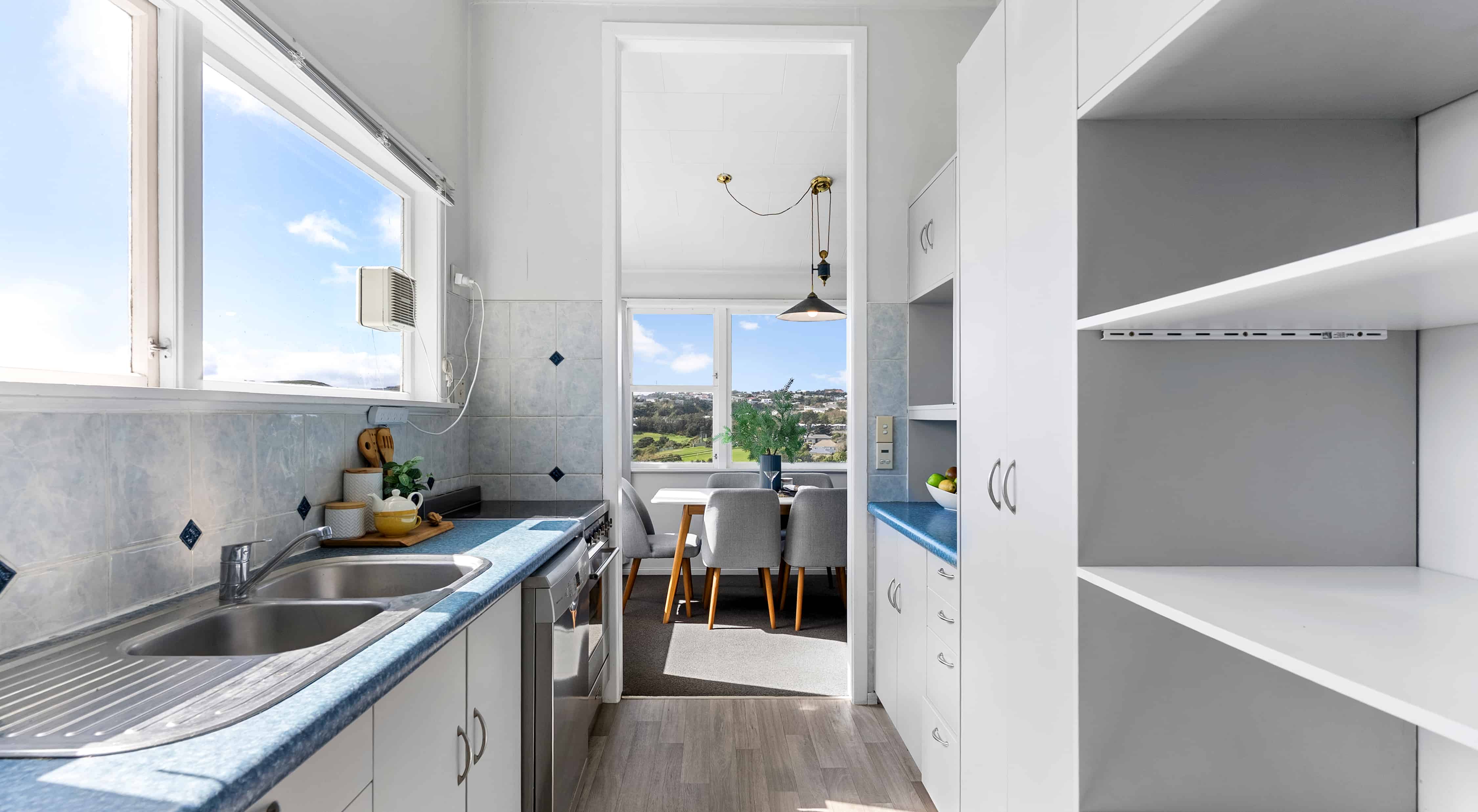 9 Alwyn Place, Newlands, Wellington City - For Rent - realestate.co.nz