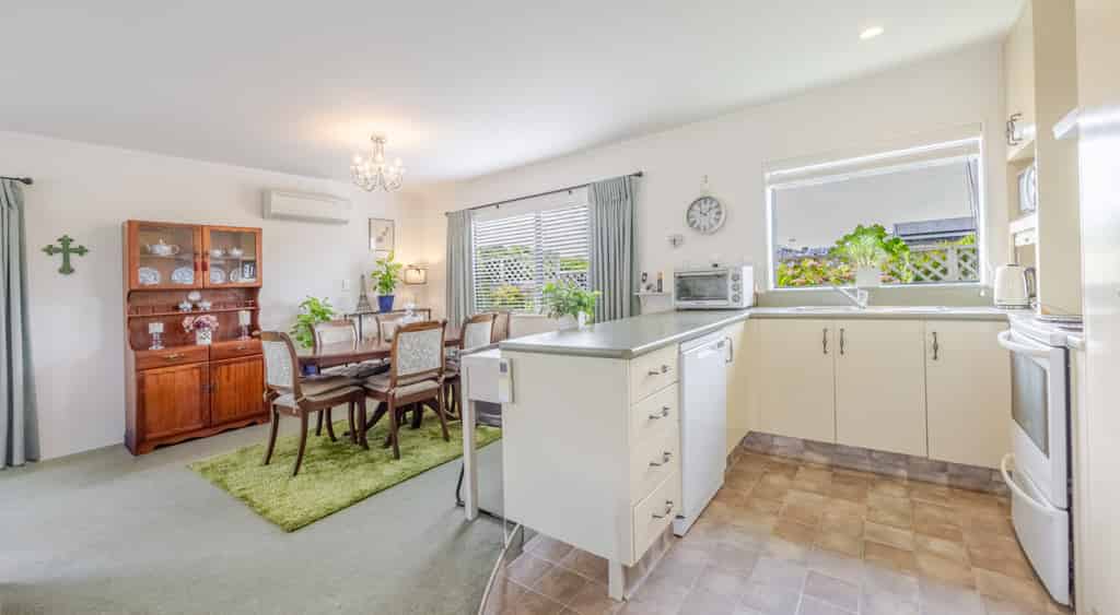 1/305 Park Road South, Akina, Hastings - For Sale - realestate.co.nz