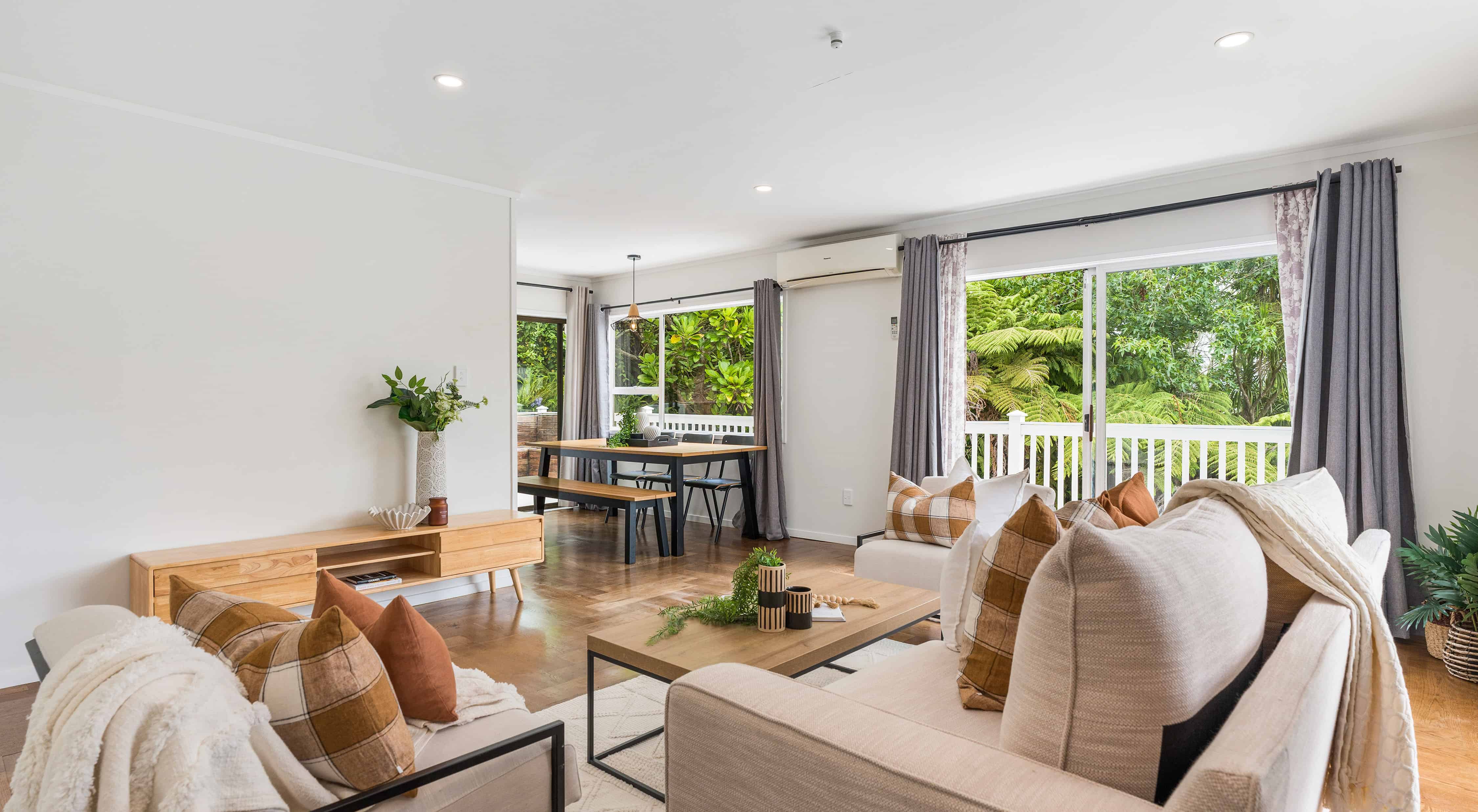 990 East Coast Road, Torbay, North Shore City - For Sale - realestate.co.nz