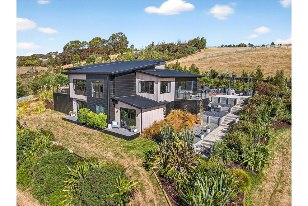 12 Airstrip Ridge, Parkvale, Carterton - For Sale - realestate.co.nz