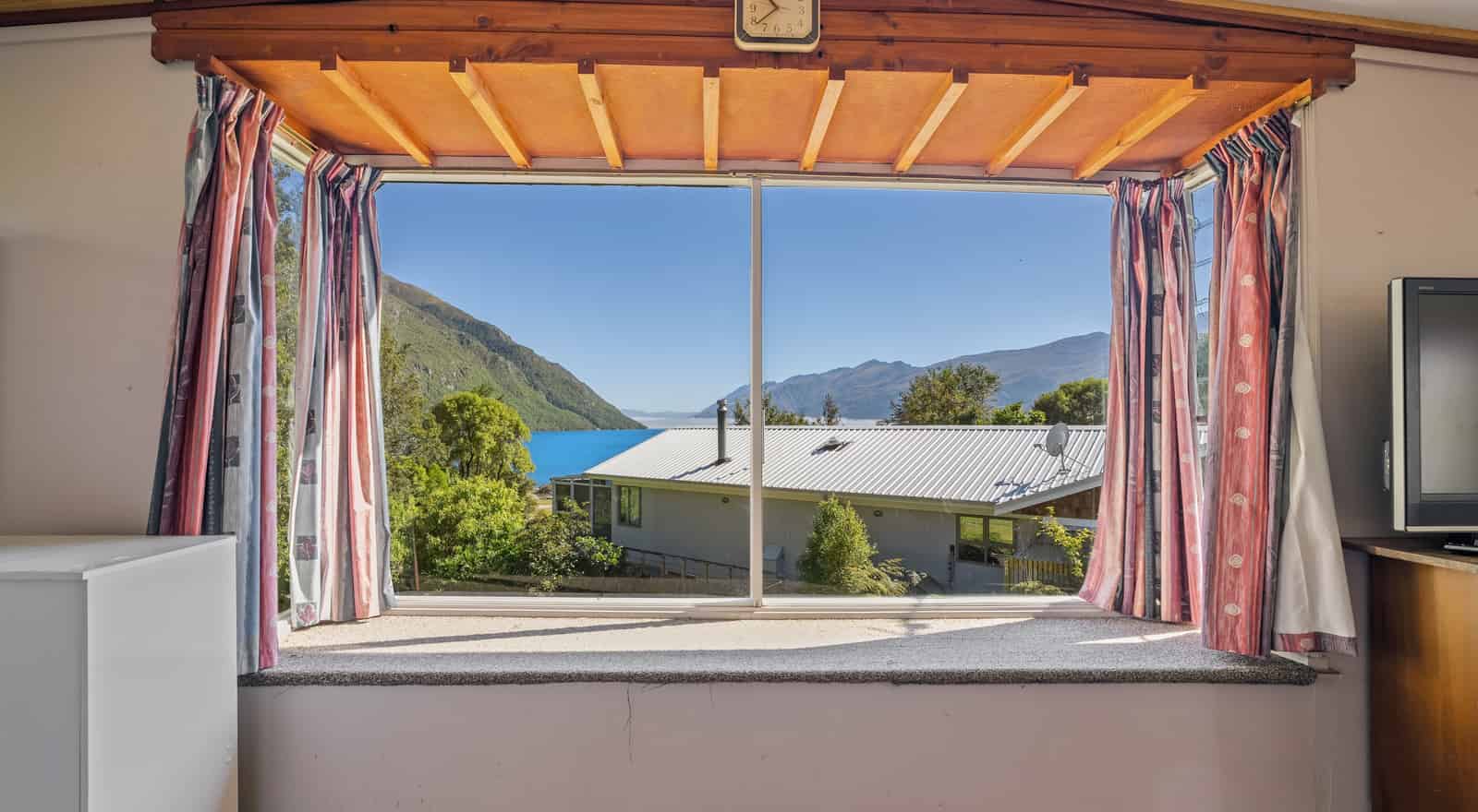 68 Wesney Terrace, Kingston, Queenstown - For Sale - realestate.co.nz