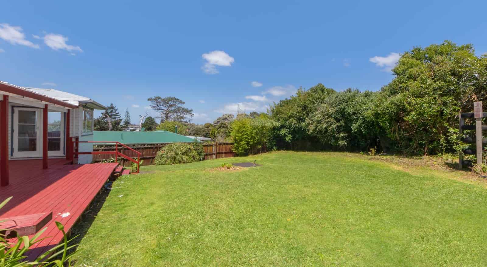 13 Tracey Terrace, Te Atatu South, Waitakere City - For Sale ...