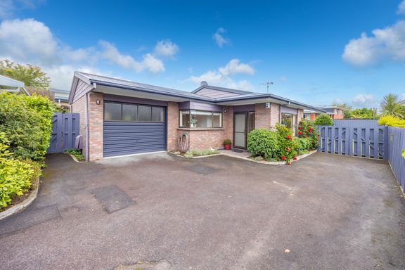Sold - 8A Riverlea Road, Riverlea - realestate.co.nz