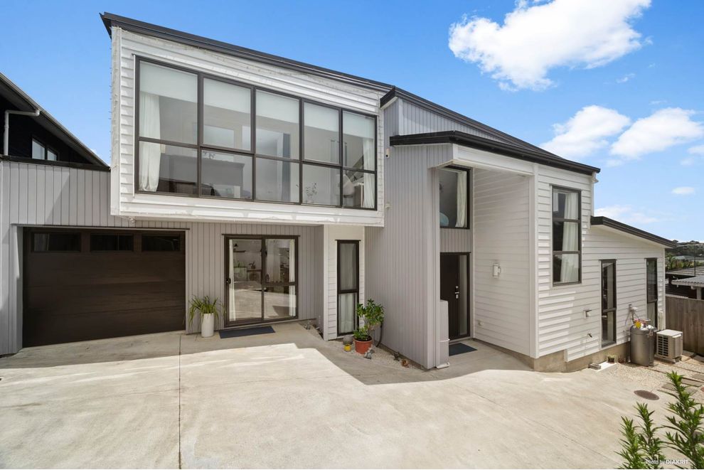 154 Luckens Road, West Harbour, Waitakere City - For Sale - realestate ...
