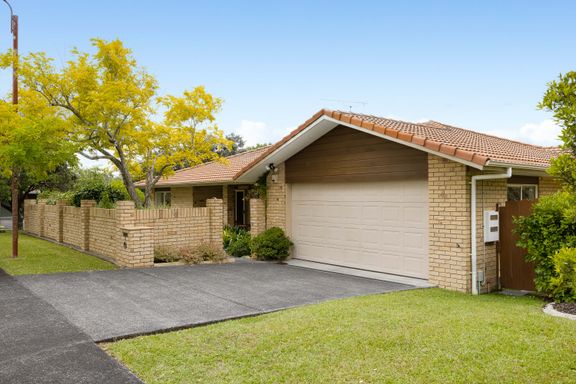 Sold - 2 Jubaea Place, Henderson - realestate.co.nz