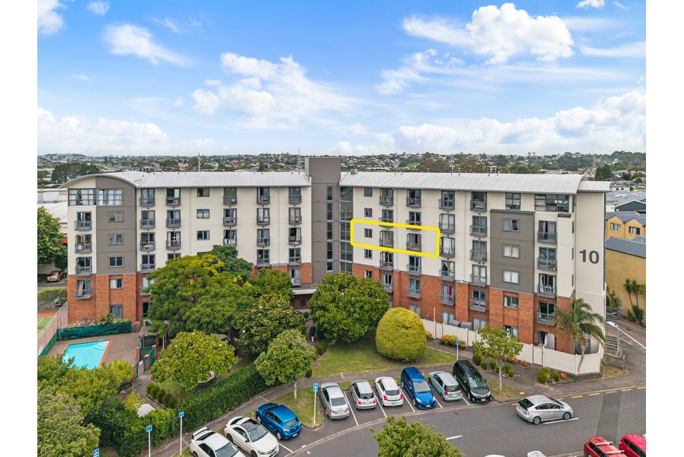 3F/10 Crown Lynn Place, New Lynn, Waitakere City - For Sale ...