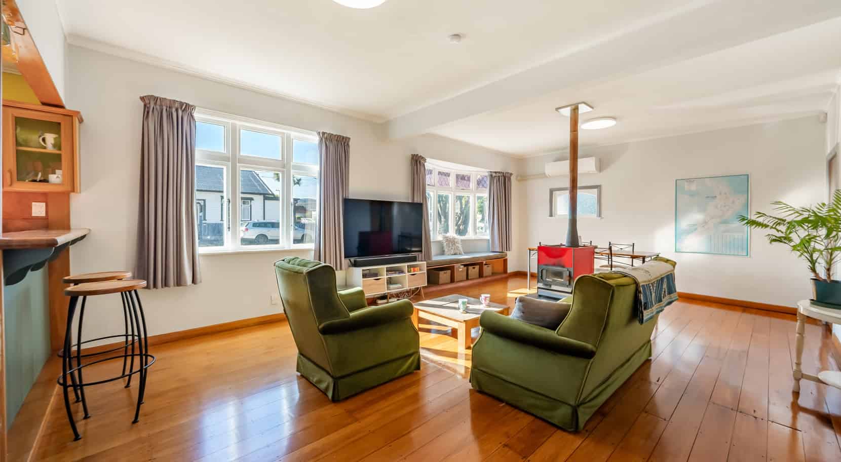 381 Jackson Street, Petone, Lower Hutt City - For Sale - realestate.co.nz