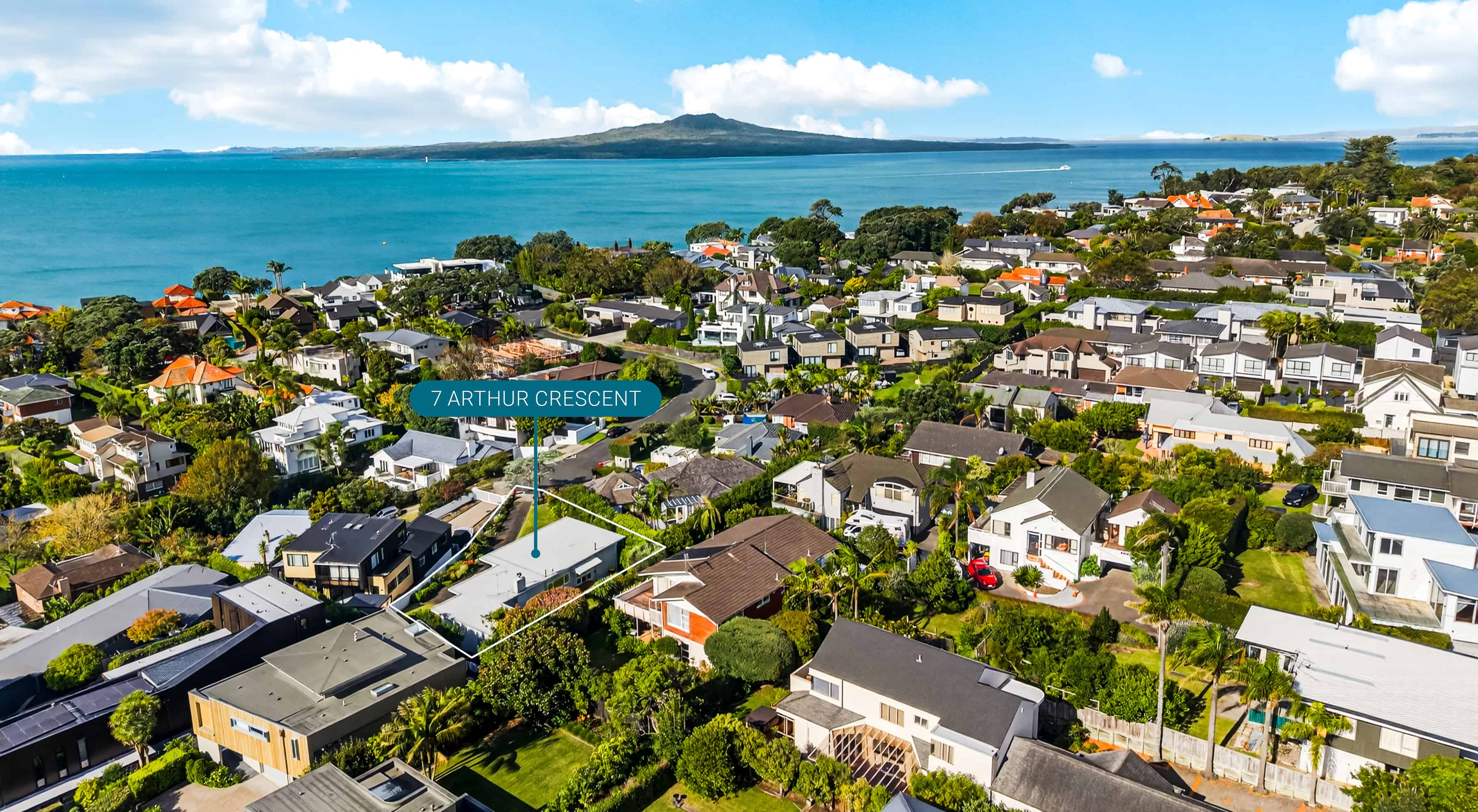 7 Arthur Crescent, Hauraki, North Shore City - For Sale - realestate.co.nz