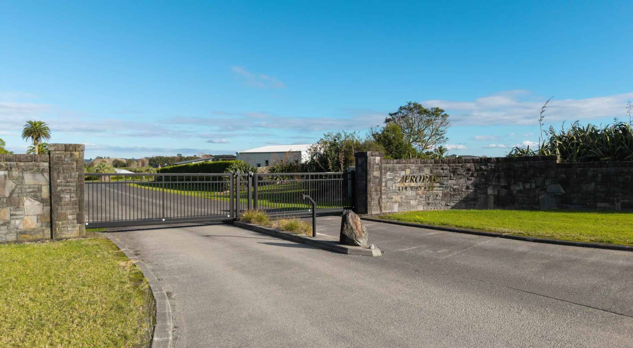 33 Aileron Rise, Dairy Flat, Rodney - For Sale - realestate.co.nz