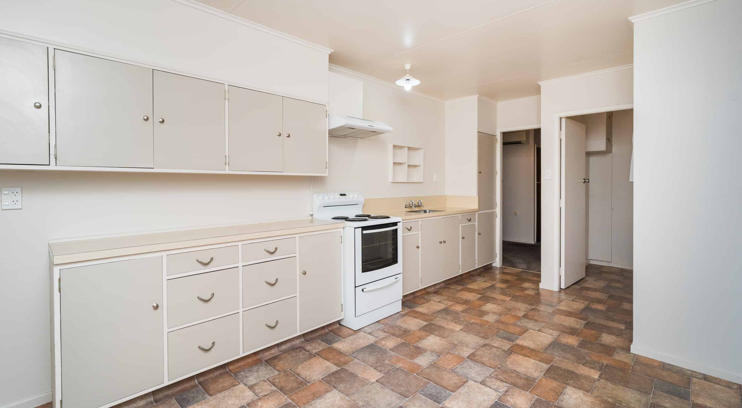 15B Wikiriwhi Crescent, Awapuni, Palmerston North City - For Sale ...